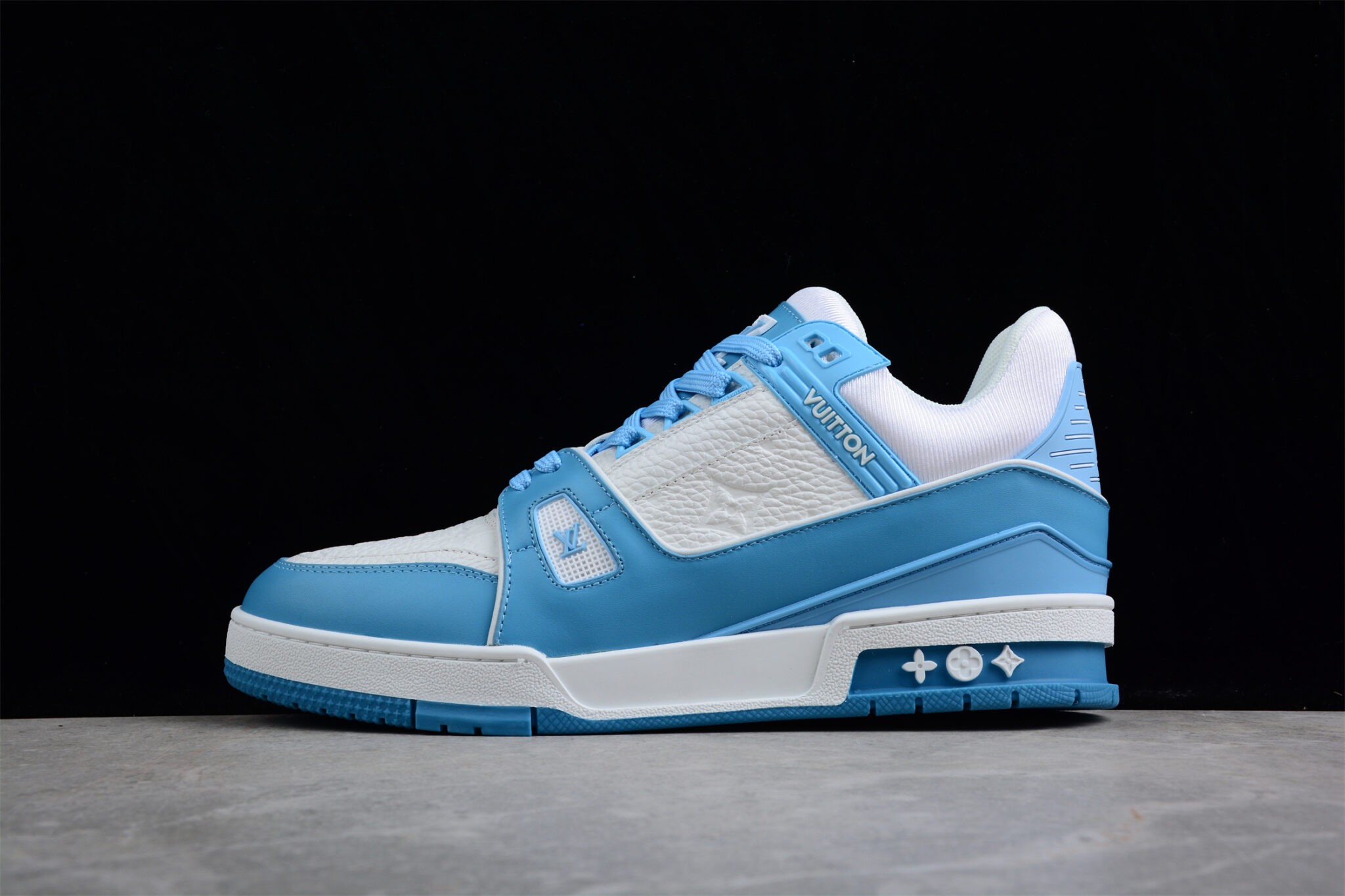 The Foot Planet – Tienda de zapatillas | Nike – Air Jordan – Adidas